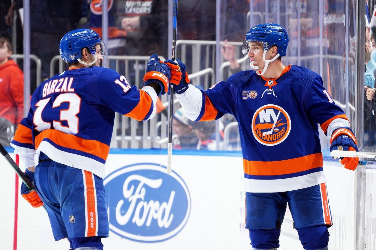 Islanders Clinch First Wildcard Spot, Taking on Canes in Round 1 – The ...